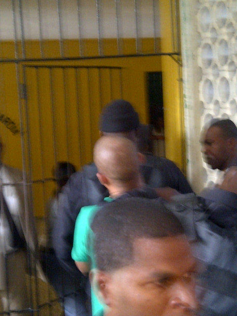 La Primera 2 fotos de Vakeró a caco pelao - ElpoderdelCibao.Com