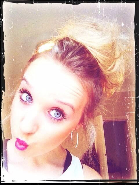 Amber Webster's Instagram, Twitter & Facebook on IDCrawl