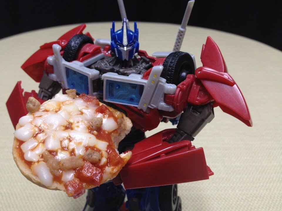 Emgo316 Transformers Prime USA Stores | www.pinnaxis.com