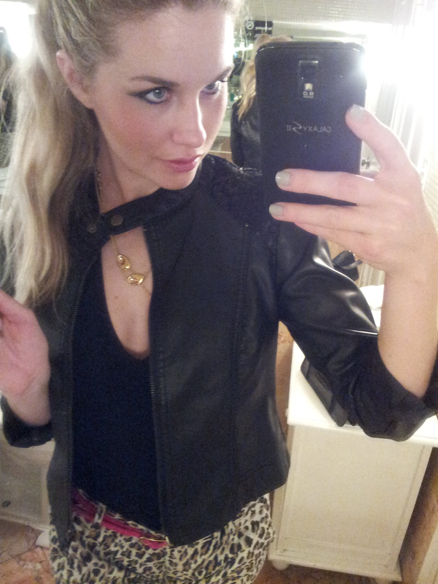 Tw Pornstars Brittany Bardot Twitter Meow Friday 4 28 Am 16 Feb