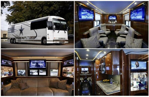 Jerry Jones Bus