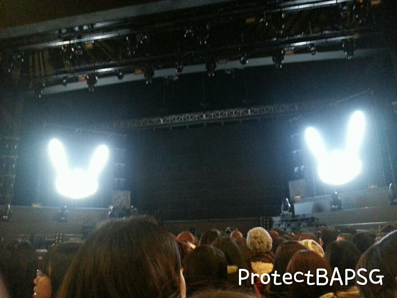 TopB.A.P: B.A.P LIVE ON EARTH SEOUL CONCERT DAY 1!