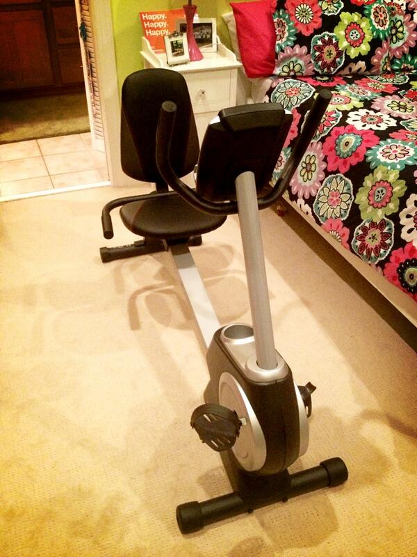 23 Harsh Realities Every Middle Child Experiences