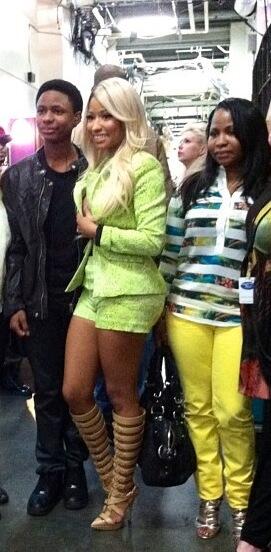 Celeb News: Nicki & her mom and brother backstage at 'Idol'. - Classic ATRL