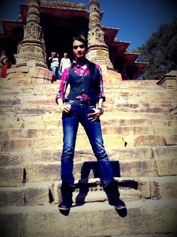 Karishma Modi In Shapath