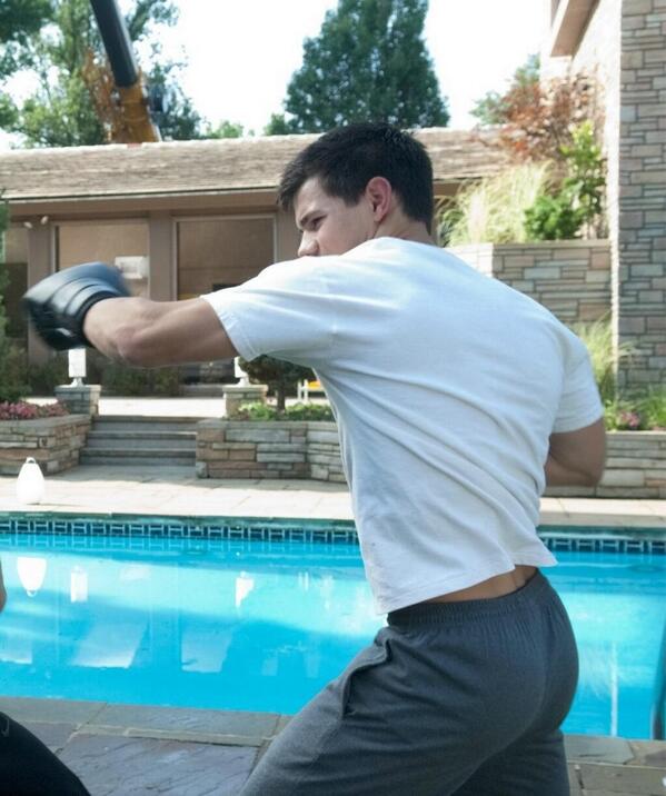 Taylor Lautner Commando