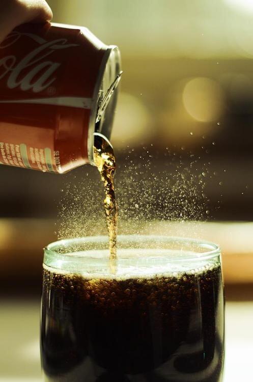Amigo por correspondencia Experto Proceso imagen coca cola bien fria ...