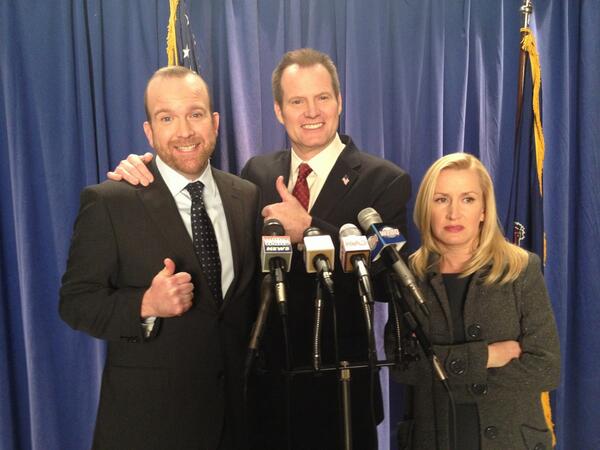 Fred Cross tweeted this pic : r/DunderMifflin