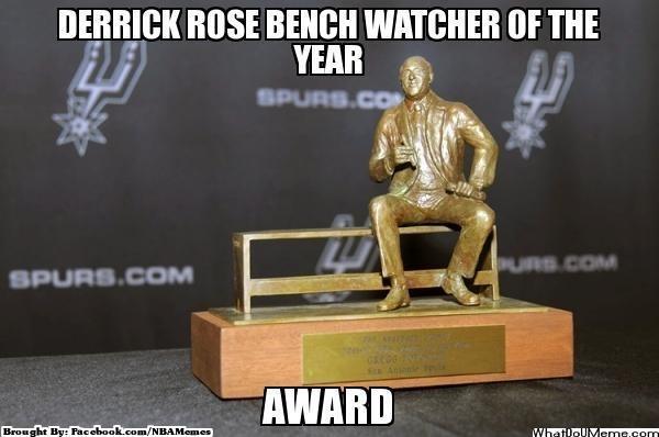 Derrick Rose Bench Statue
