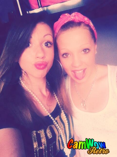 Julie Tavernier's Instagram, Twitter & Facebook on IDCrawl