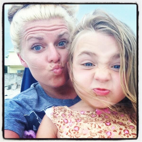 Mandy Simmons's Instagram, Twitter & Facebook on IDCrawl