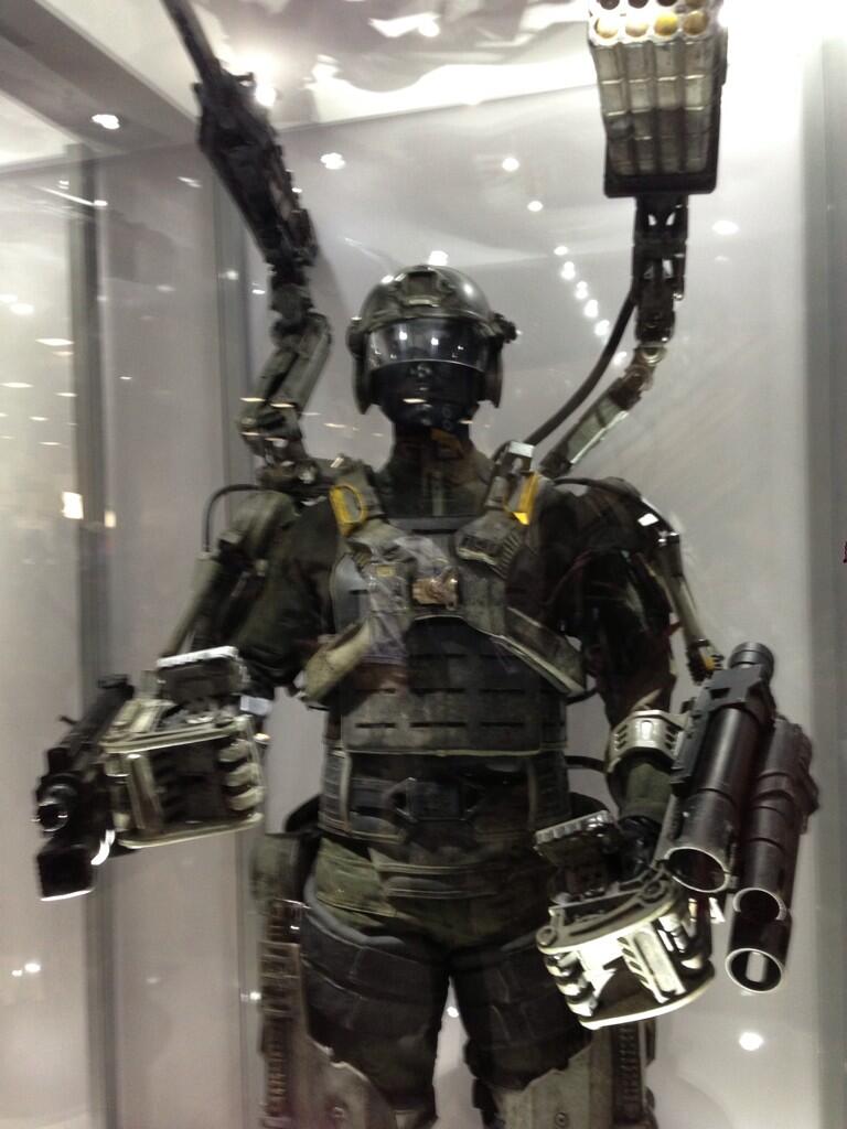 Exoskeleton Edge Of Tomorrow