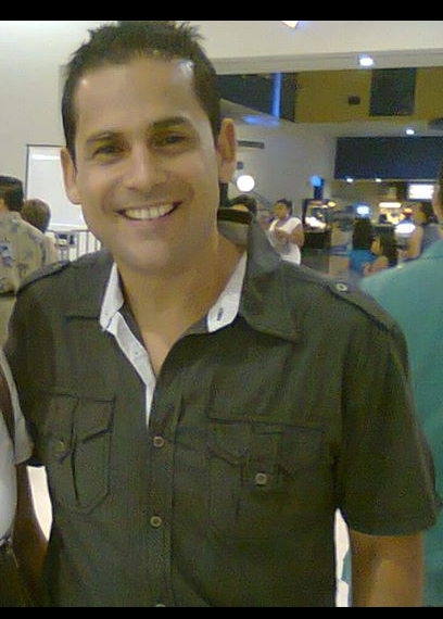 Flavio Cesar Y Su Esposa