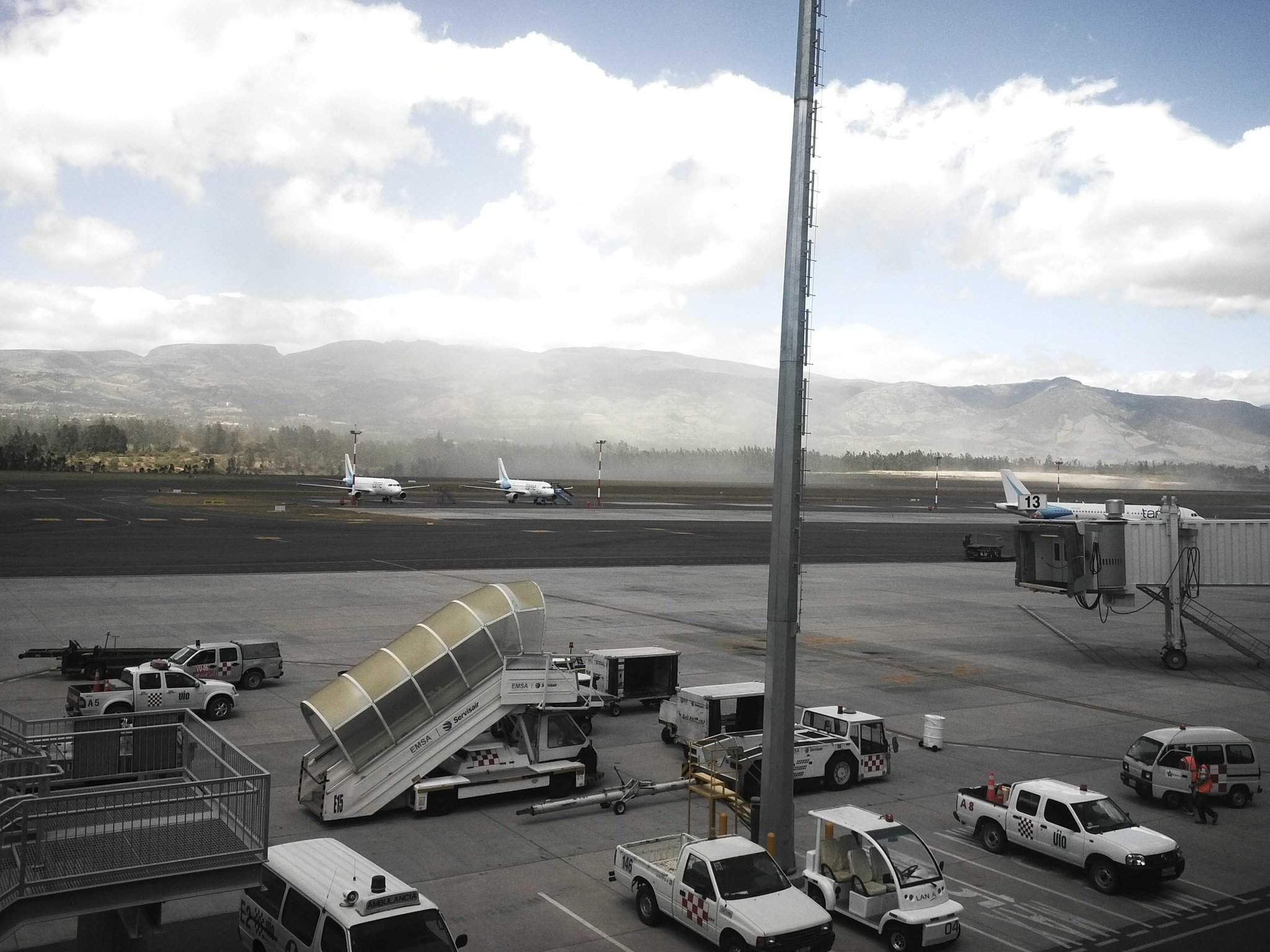 QUITO | Aeropuerto Internacional Mariscal Sucre (UIO/SEQU) | Page 212 ...