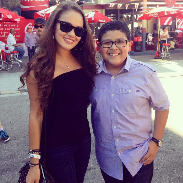 Madison Pettis Family Pictures