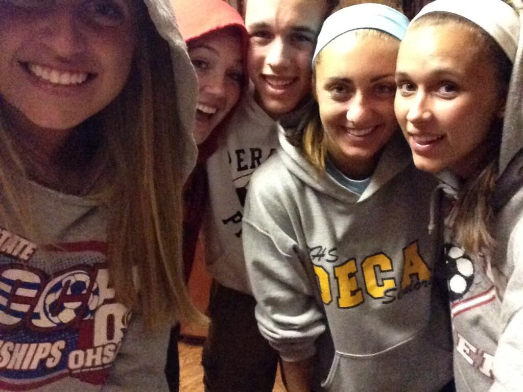 Lindsey Gauss on Twitter: "Holcomb woods with thee gang 😲 #adventures #hauntedwoods ...