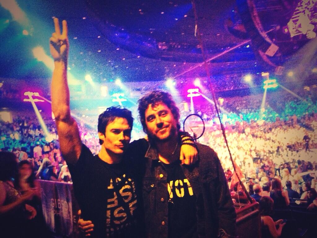 Ian Somerhalder On Twitter Get The Shirt Off My Back Unwashed ian-somerhalder-on-twitter-get-the-shirt-off-my-back-unwashed