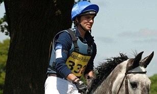 Adrienne Forrest's Instagram, Twitter & Facebook on IDCrawl