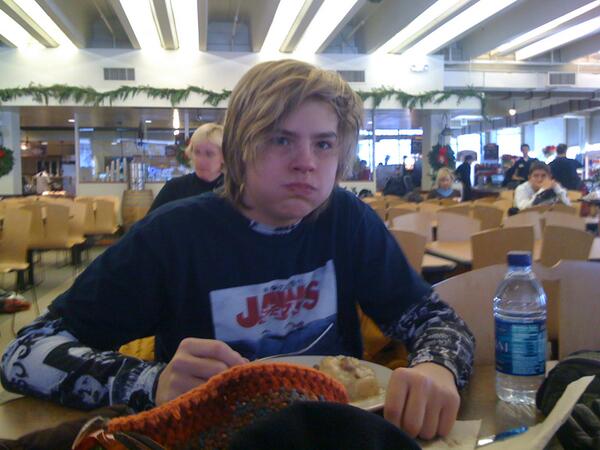 The Unabridged Sprouse Twins Twitpic War