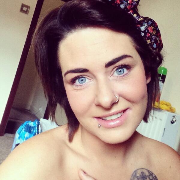 Samantha Barrow's Instagram, Twitter & Facebook on IDCrawl