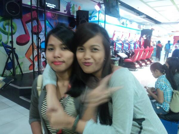 ZhelL chie U (@zhelLe_iam) | Twitter