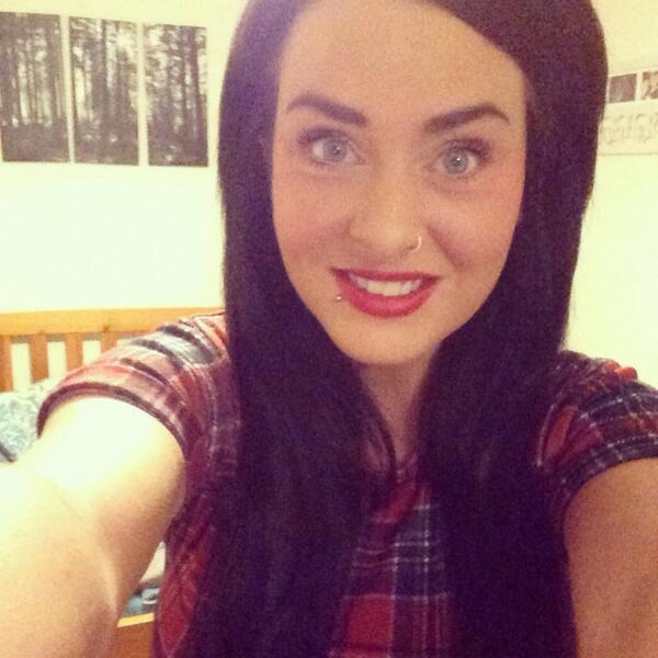 Samantha Barrow's Instagram, Twitter & Facebook on IDCrawl