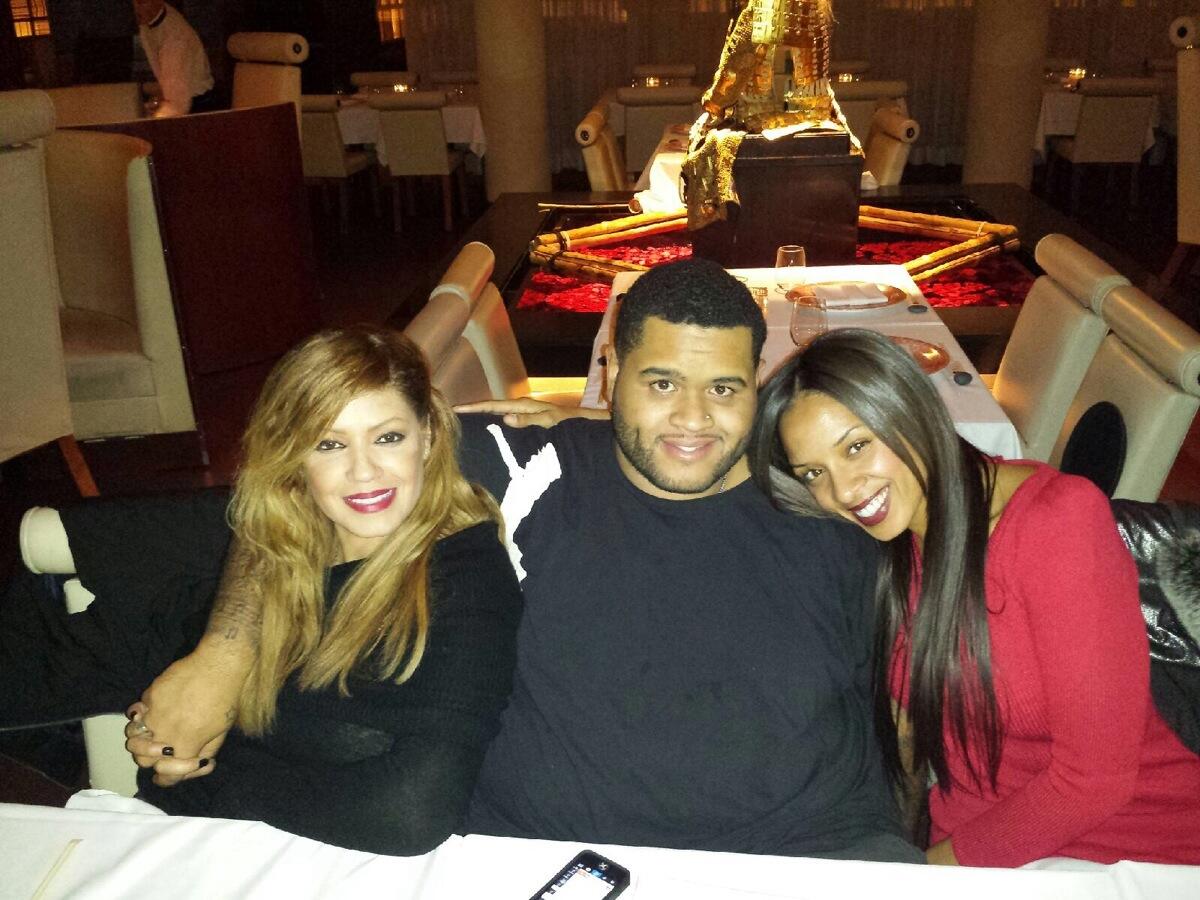 New Picture of Pebbles with children Ashley and Aaron at Dinner ...