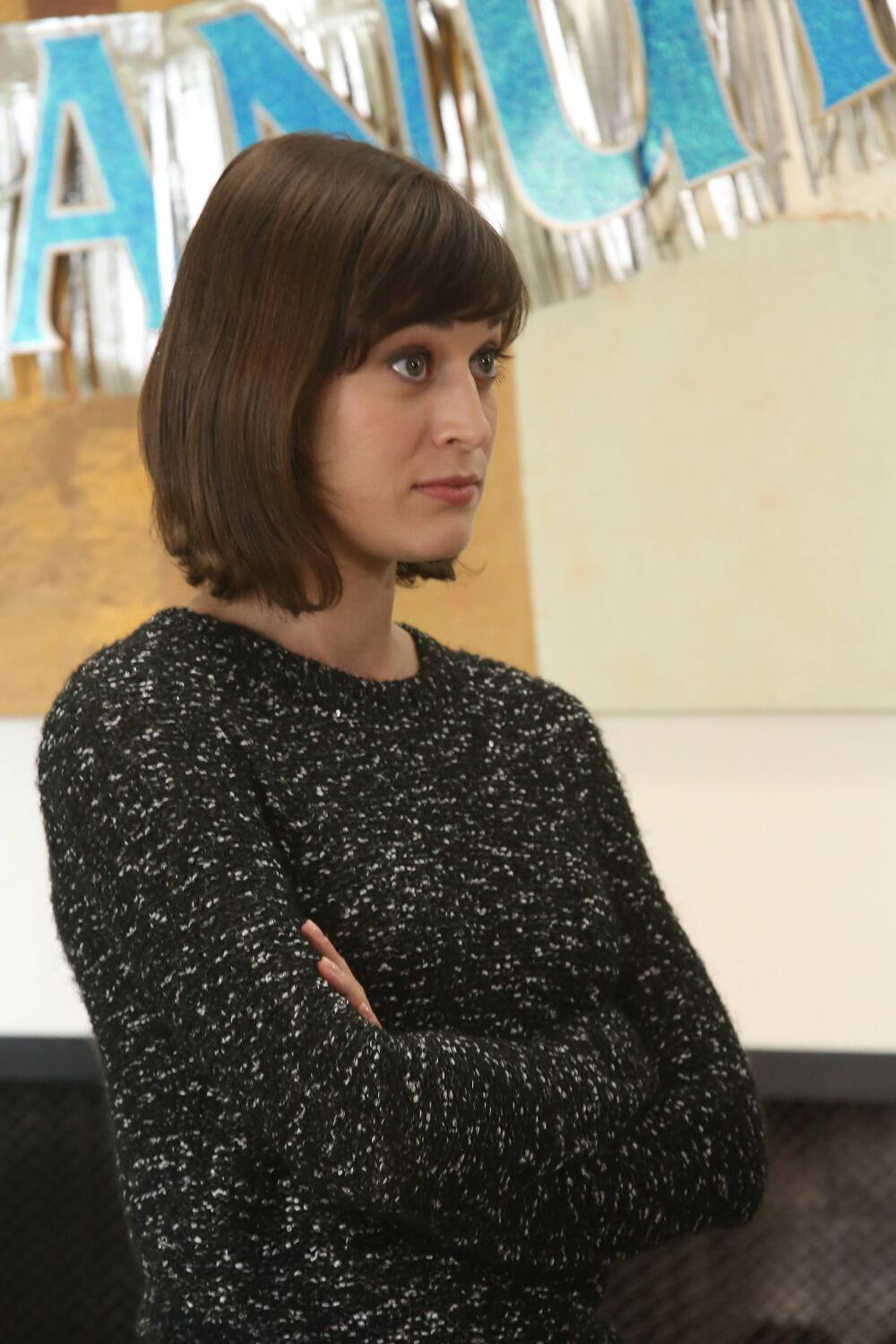 Lizzy Caplan The League