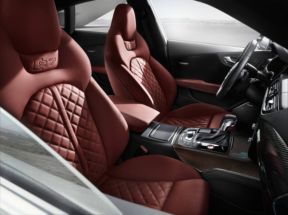 Découvrez le pack Audi design selection Rouge Arras qui souligne et ...