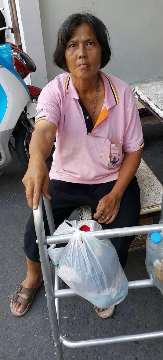 JS100 on Twitter: "19.20น.#คนพลัดหลง นางบุญเหลือ แซ่เอี๊ยว หลงมาแถว ซ.สุขุมวิท 11 ใครเป็นญาติ ...