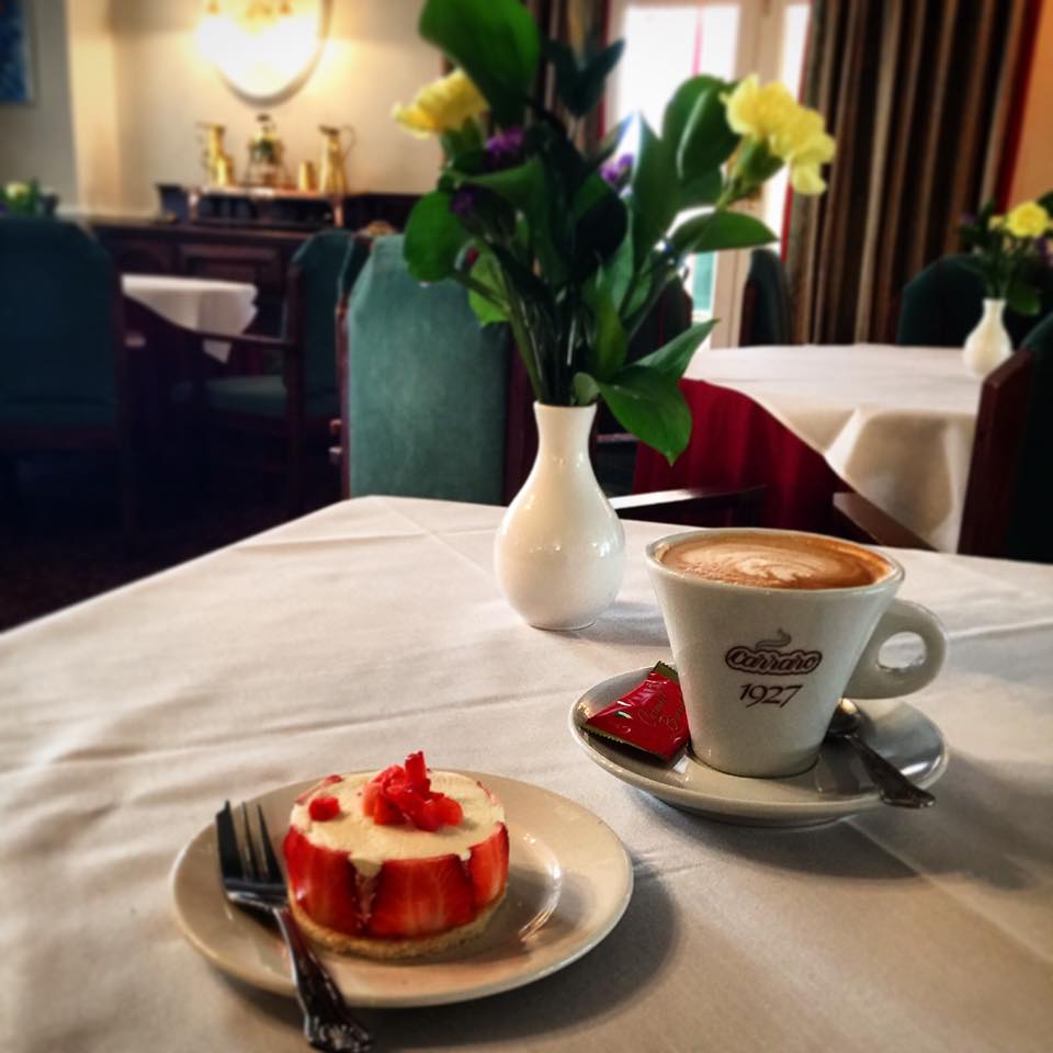 Lucy Collett Instagram