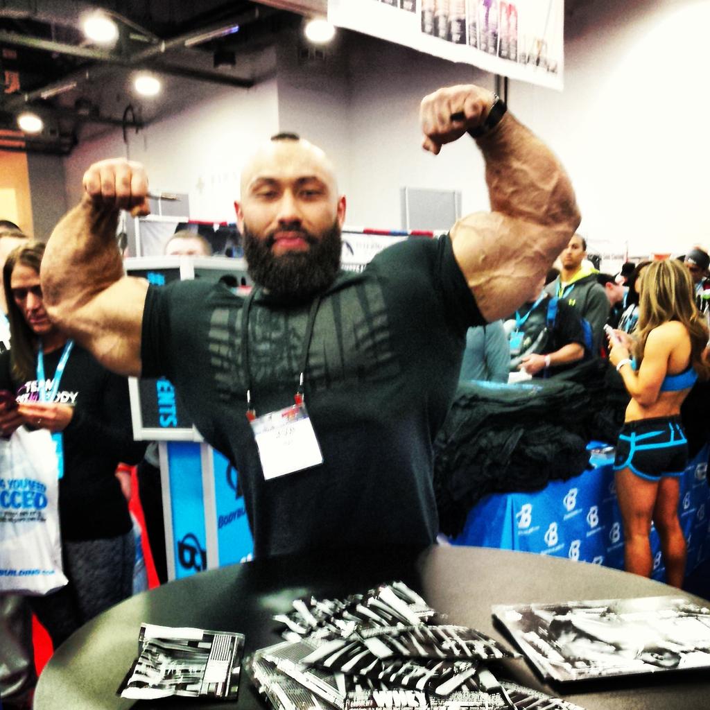 .animalpak athlete Jason Huh's in the house! He's signing and handing ...