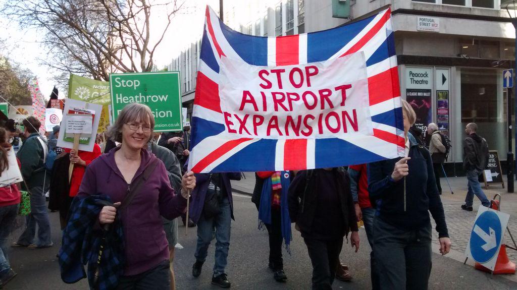 AirportWatch | Strong “No New Runways” bloc gets its message across at ...