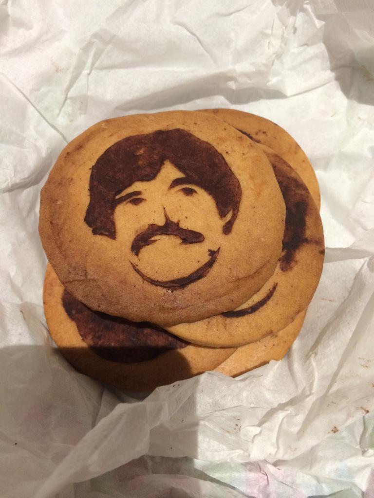 yanbo on Twitter: "@incubusofficial @obacchi_zombie made these 🍪!! Taste of S.C.I.E.N.C.E. # ...