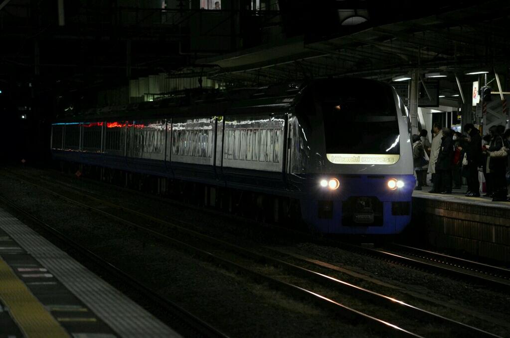 佐々木 和 on Twitter: "E653 快速ぶらり高尾山 http://t.co/fiKO8ncDdN"