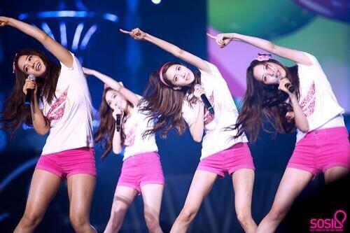 (@pinkyboo_) | Twitter