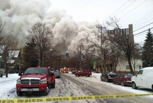 'A dozen injured' after Minneapolis explosion - ITV News