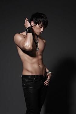 Bi Rain Abs