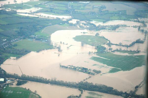Aerial pictures show the scale of flooding in Kent | Meridian - ITV News