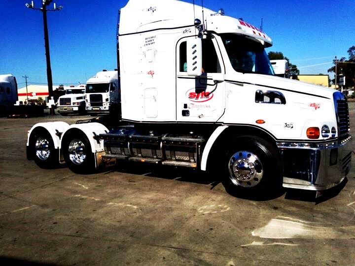 Custom Freightliner Century Class