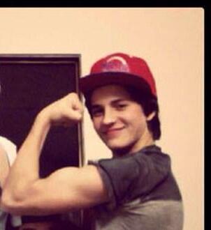 Billy Unger 2013 Shirtless Others :) | It All Started With That Movie