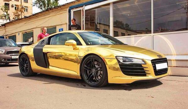 Car Show Gallery & Pictures: Gold Audi R8