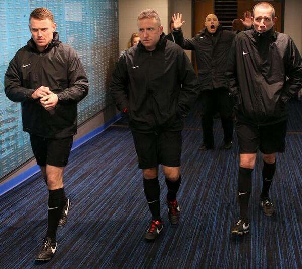 Pic: Howard Webb’s photobomb at the Etihad Stadium – Back Page Football