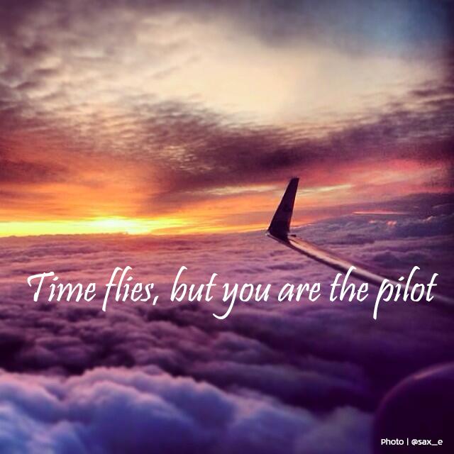 KLM on Twitter: "Time flies! http://t.co/9GumnqyOZ2"