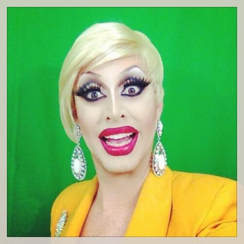 Magnolia Crawford Drag Queen