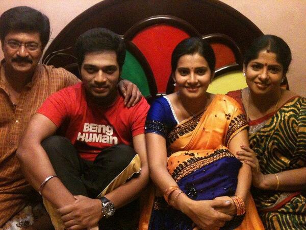 Tamil Actress Shruthi Family