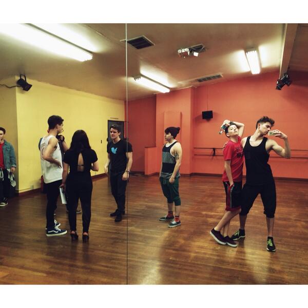 O2l Group Gif