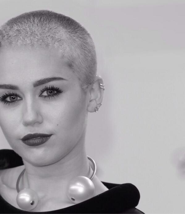 Miley Cyrus Buzz Cut