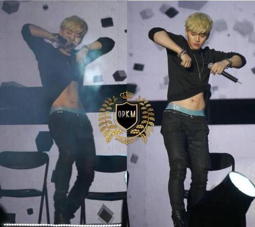 Junho Abs