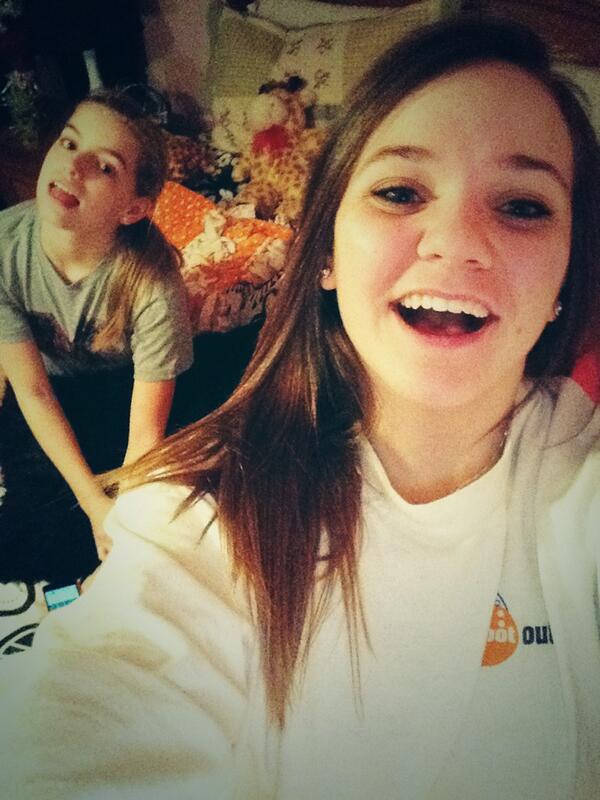 Hannah Strange's Instagram, Twitter & Facebook on IDCrawl